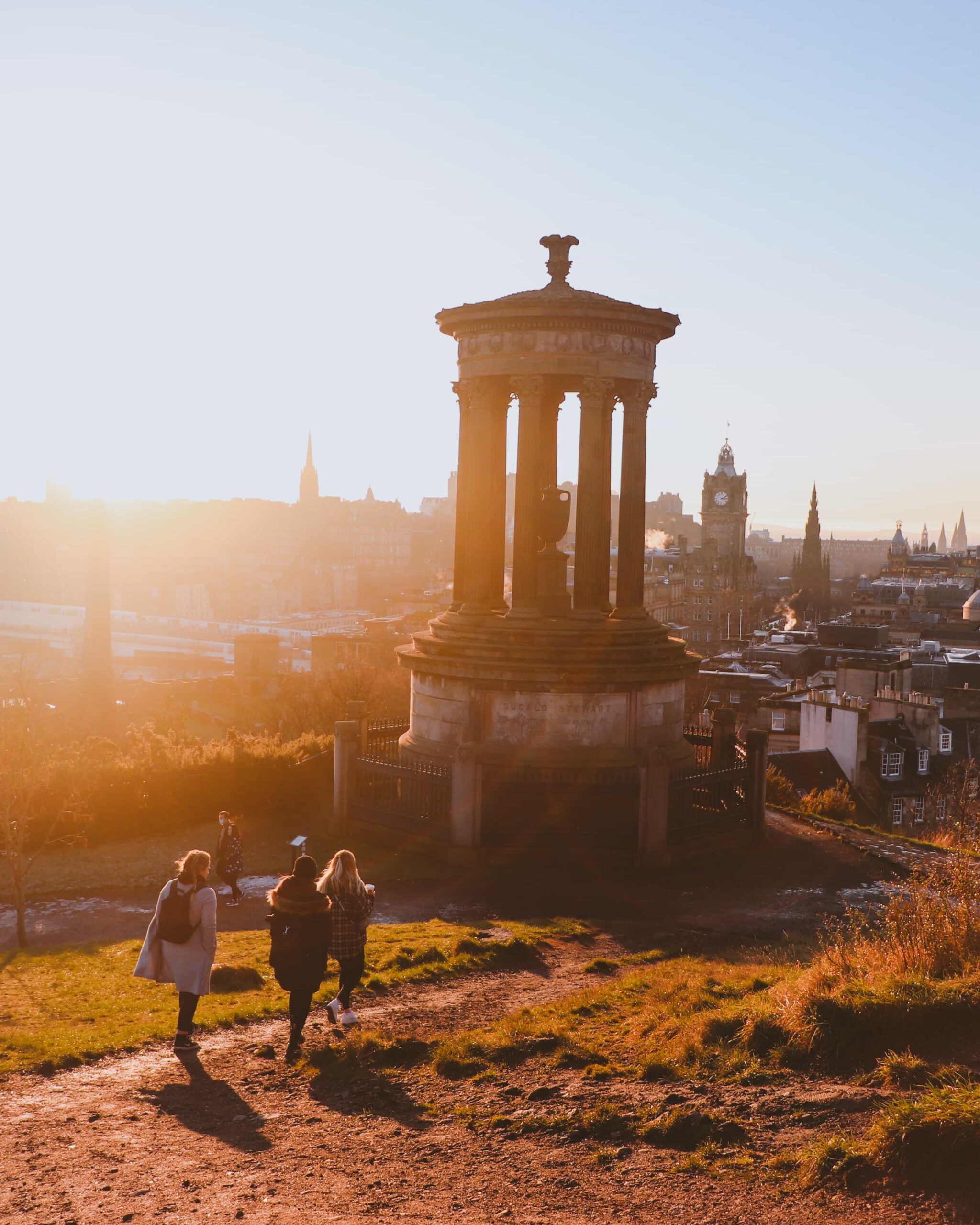 Capturing the Capital: A Local's Guide to Photographing Edinburgh